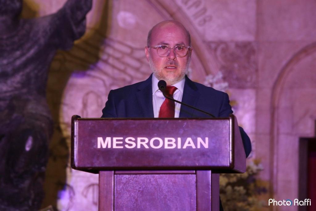 Mesrobian | Picture Albums