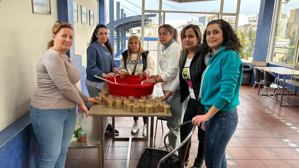 Mesrobian | ‘Hadig’ Distribution by the Parents’ Committee