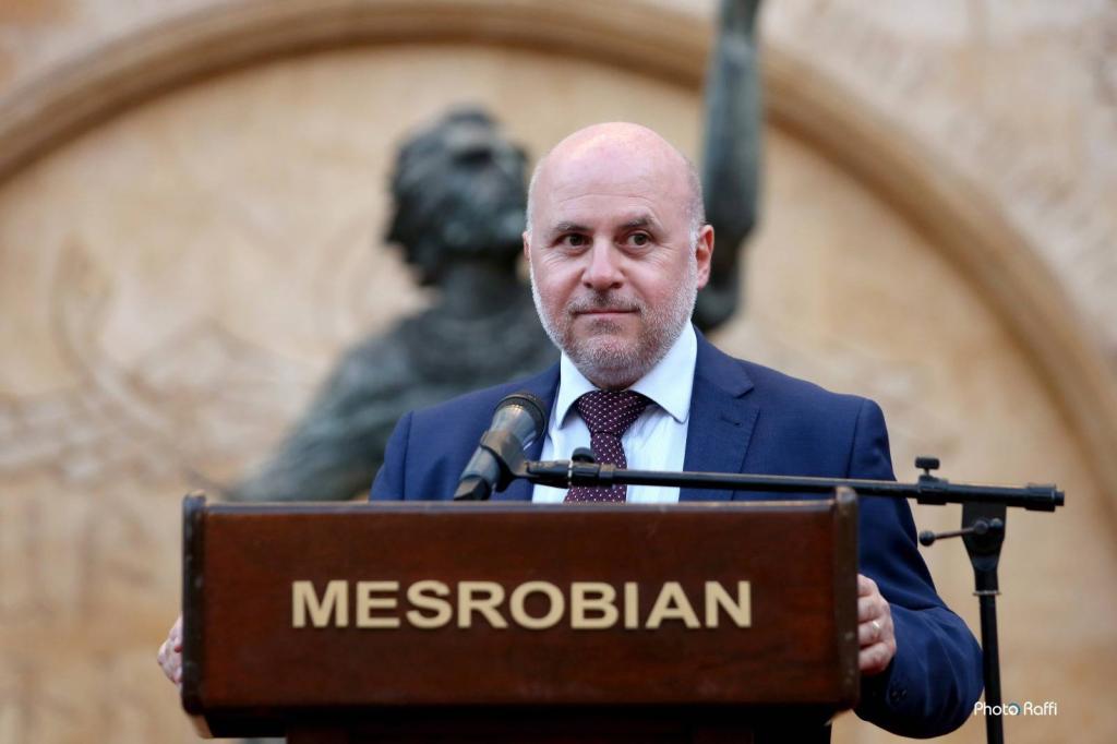 Mesrobian | Picture Albums