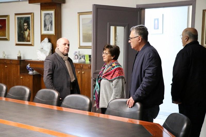 Mesrobian | Picture Albums